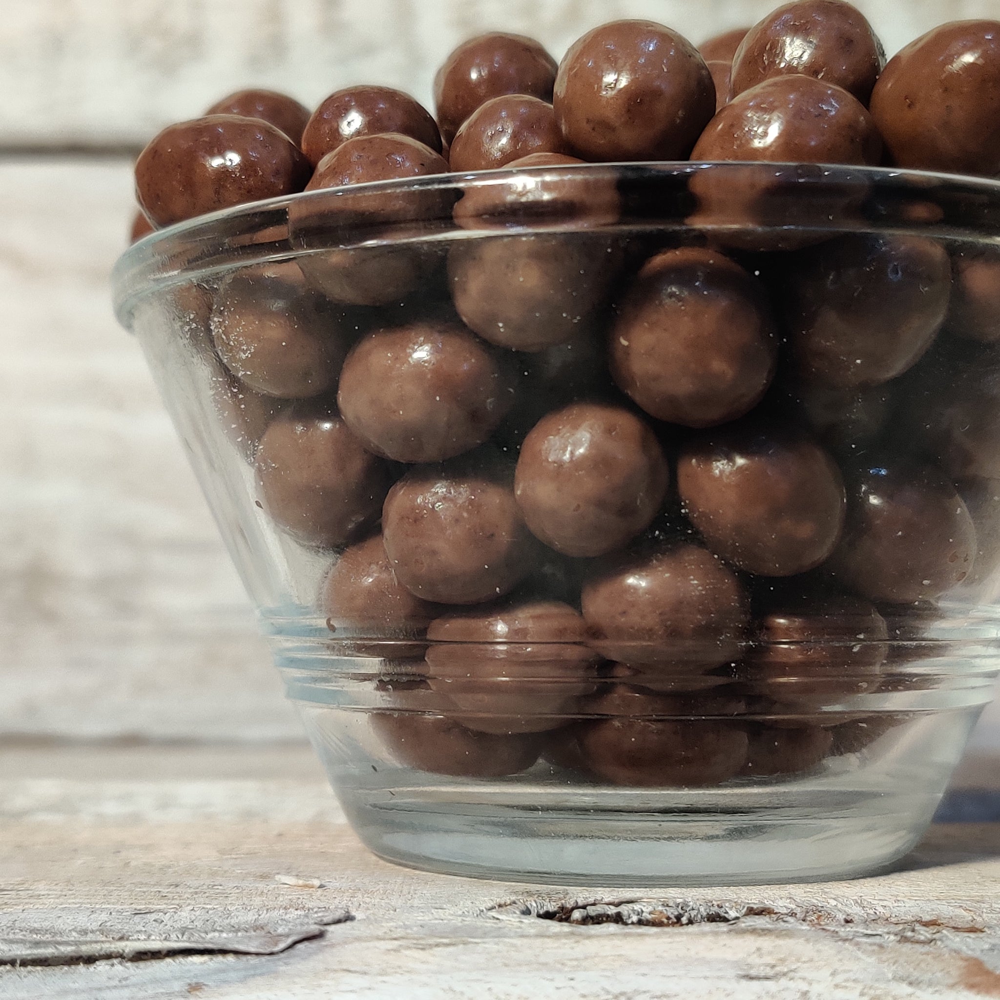 Chocolate Peanuts – Snack n Dash